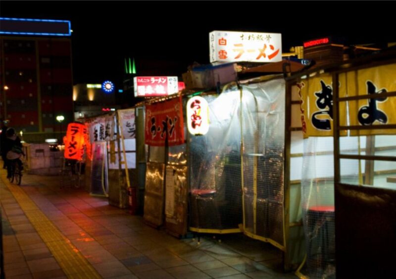 In Fukuoka! Guide to an Izakaya Only 100% Locals Know. - Discovering Authentic Local Flavors