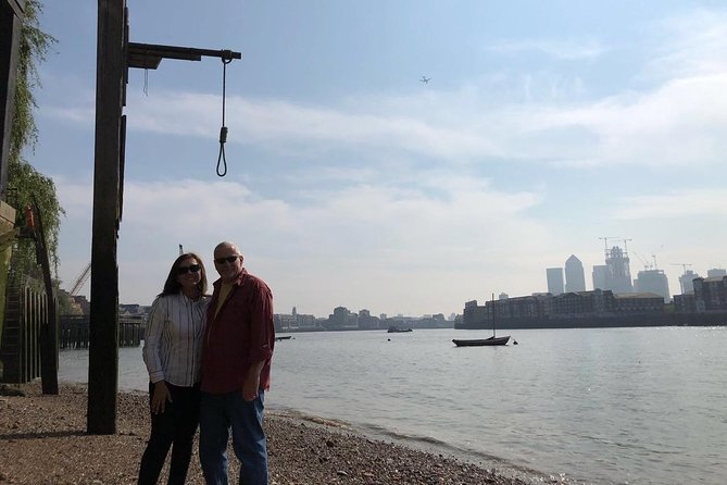 In Jack The Ripper Footsteps: Private Black Cab Tour in London - Who Should Book This Tour?