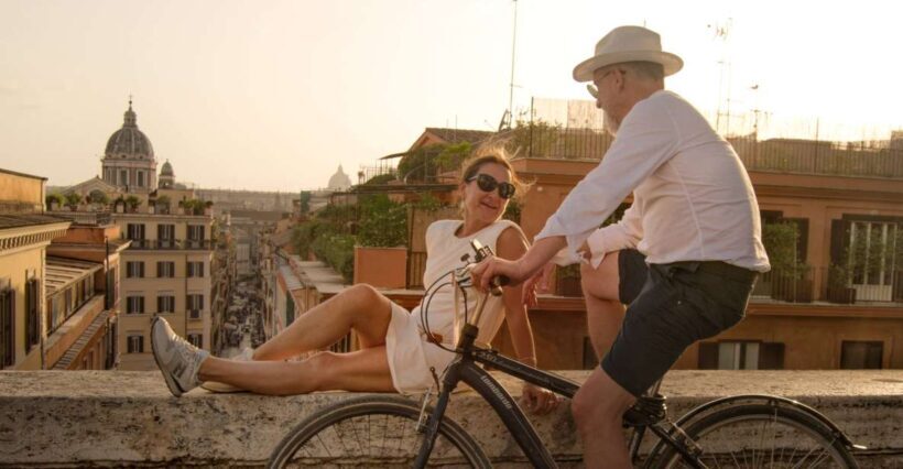 In Rome like a star: e-bike tour with photo shoot - A lively, balanced look at the "In Rome like a star" e-bike tour