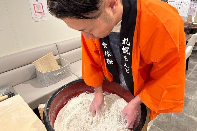 In Sapporo! A luxurious Japanese food experience plan that includes a soba making experience, tempura, Hokkaido deer shabu-shabu, and 3 types of Hokkaido limited sake! - Practical Details and Considerations