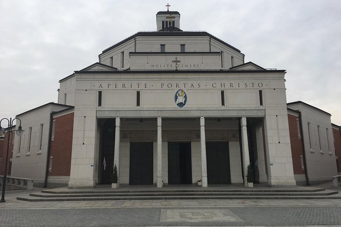 In the Footsteps of John Paul II From Krakow - Dress Code for Places of Worship