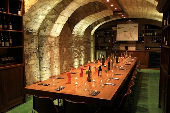 Incredible Loire Castles Tour With Wine Tastings and Lunch - Inclusions and Amenities