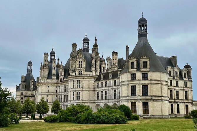 Incredible Loire Castles Tour With Wine Tastings and Lunch - Chateaus Visited