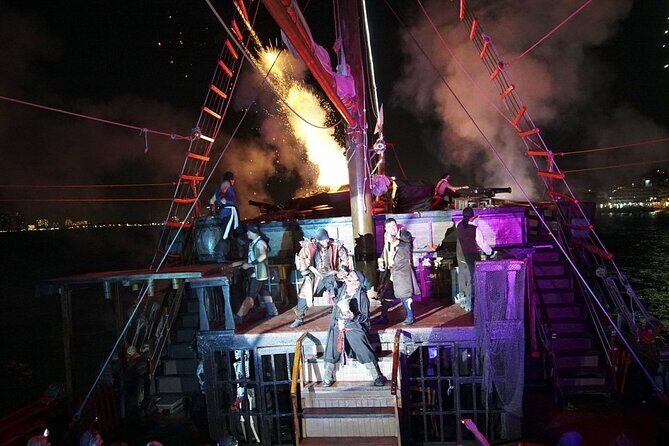 Incredible Nightly Pirate Show in the Bay of Puerto Vallarta - Fireworks and Final Flourishes