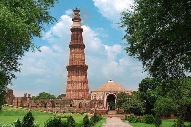 India Golden Triangle Tour 03 Nights 04 Days with Accommodation - Why This Tour Stands Out