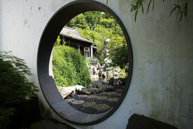 Indian Temple and Chinese Garden Tour - FAQs