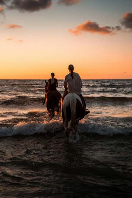 Indonesia: Swim with Horses & Cliffside Glamour - Introduction