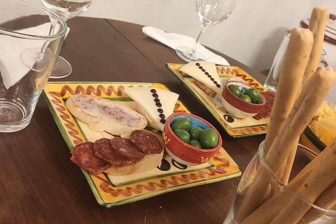 Indulge in Cordoba: Local Wines & Tapas Tasting - Booking and Cancellation