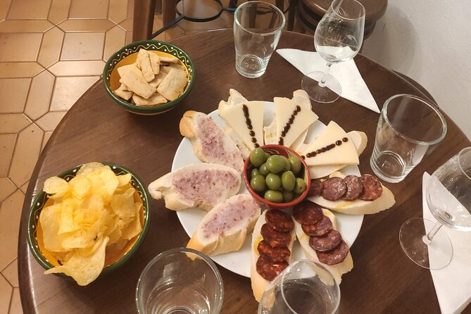Indulge in Cordoba: Local Wines & Tapas Tasting - Traveler Insights