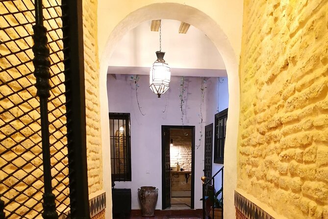 Infinite Space Massages - Convenient Location in Seville