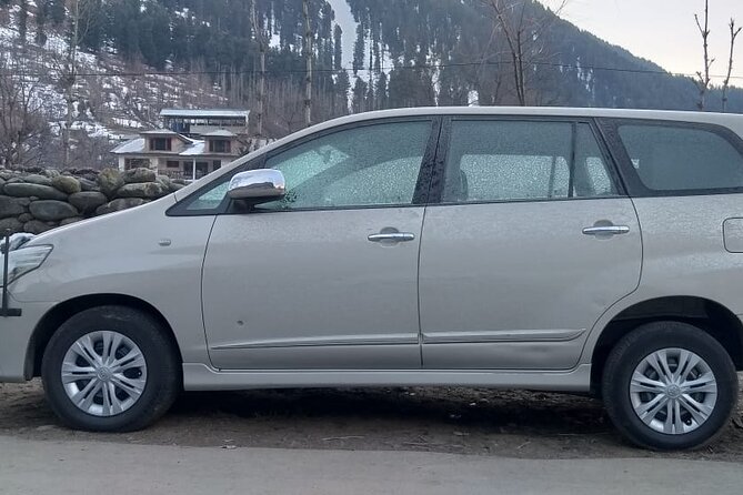 Innova To and Fro Pvt. Airport Transfer from Srinagar / Dal Lake - The Reviews Speak for Themselves