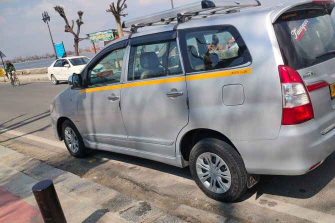 Innova To and Fro Pvt. Airport Transfer from Srinagar / Dal Lake - FAQs