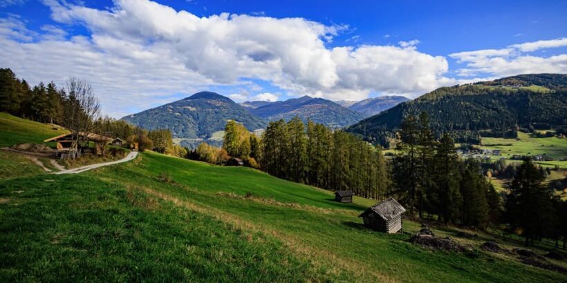 Innsbruck: Panoramic hike across the Telfer meadows - Key Points