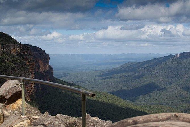Inside the Greater Blue Mountains World Heritage - A Wildlife Safari Overnight - What Makes This Tour Stand Out