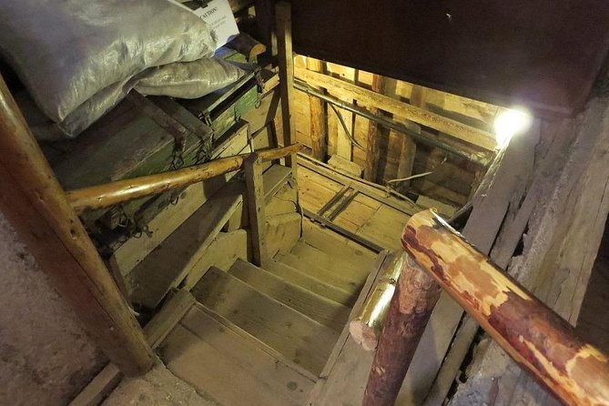 Inside the Siege: Sarajevo's Story of Survival - Tunnel of Hope: A Lifeline in the Darkness