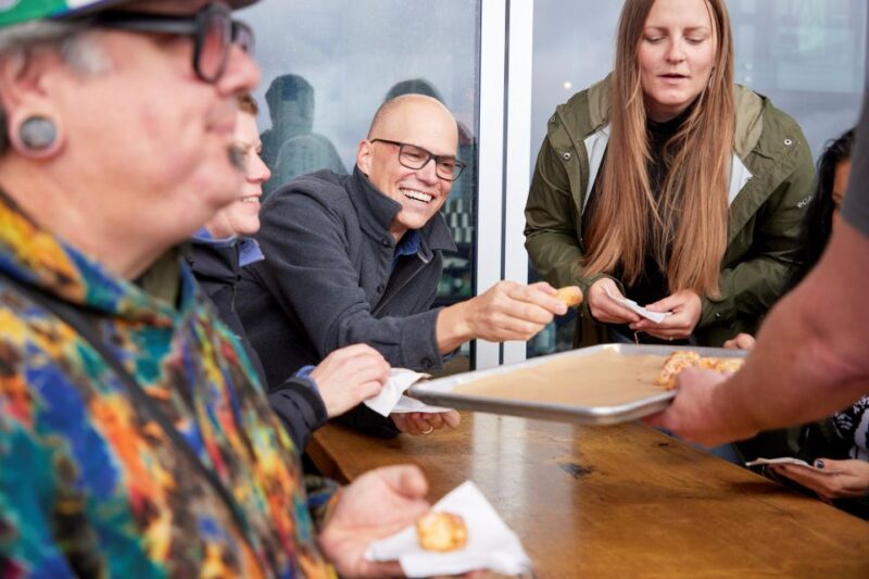 Insider's Breakfast and Culture Tour of Pike Place Market - Cultural and Historic Insights
