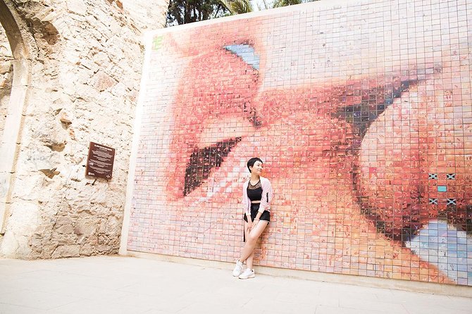 Instagram Photoshoot Tour in Barcelona - Tour Details and Inclusions