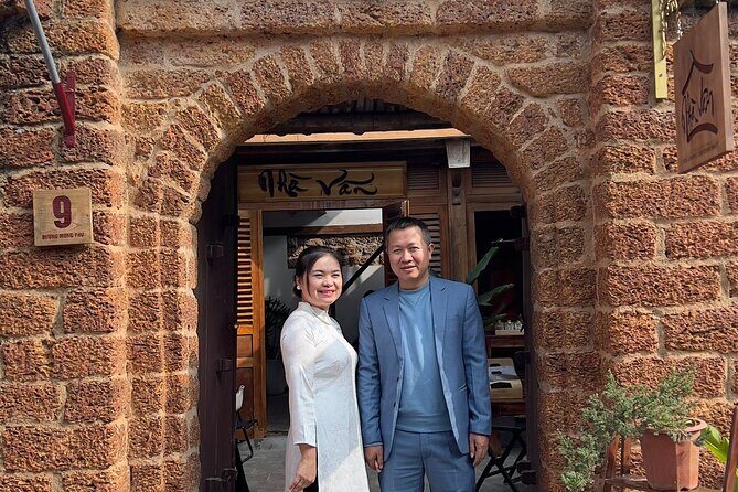 Instagram Tour Duong Lam Ancient Village with Train Street Visit - Practical Details and Considerations