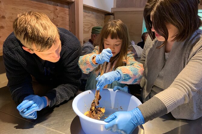 Instant Miso Soup Making Experience - Exploring the Miso Warehouse