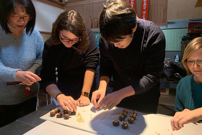 Instant Miso Soup Making Experience - Tasting the Diverse Flavors of Miso