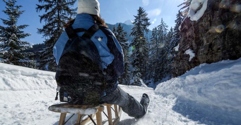 Interlaken: Guided Sledging Adventure - Meeting Point and Equipment