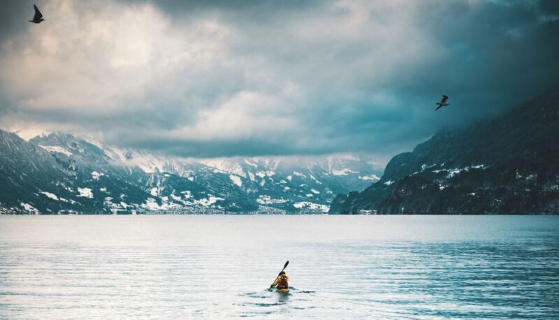 Interlaken: Winter Kayak Tour on Lake Brienz - Paddling in a Winter Wonderland