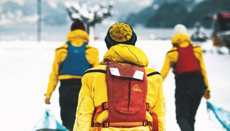 Interlaken: Winter Kayak Tour on Lake Brienz - Included Features and Amenities