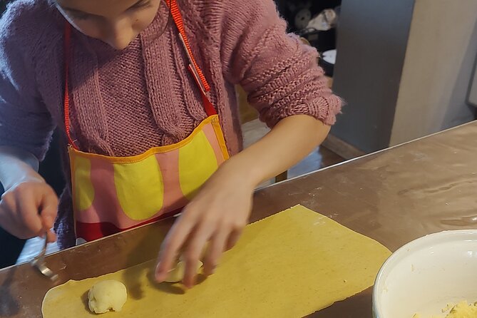 Intimate and Authentic Pasta Lesson & Chianti Wine. Free Parking - Location and Transportation