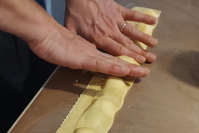 Intimate and Authentic Pasta Lesson & Chianti Wine. Free Parking - Pricing and Lowest Price Guarantee