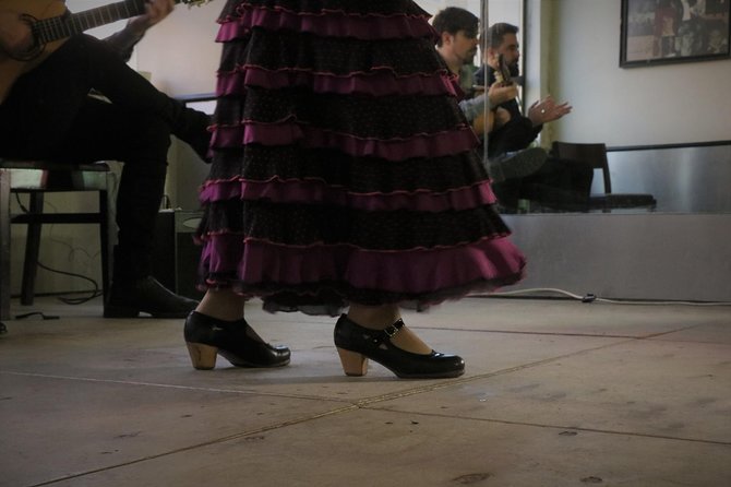Intimate Flamenco Performance - Practical Details to Consider