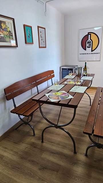 Intimate Winetasting with a Sommelier - Why You Should Consider This Experience