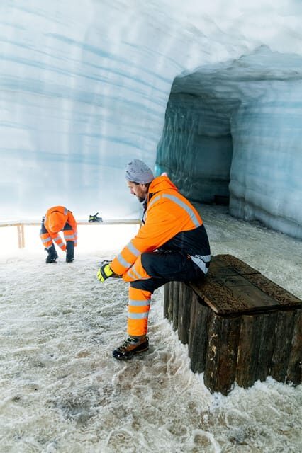 Into the Glacier: Snowmobile + Langjökull Ice Tunnel Combo - Practical Tips for Participants