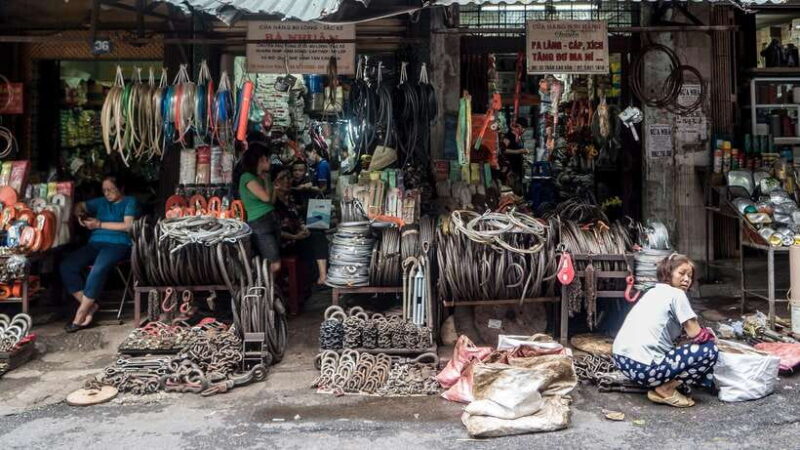 Into The Thieves Market Hanoi Photography Tour - Who Will Love This Tour?