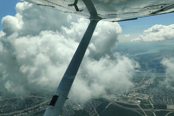 Introduction to Airplane Piloting in Gatineau-Ottawa - What Travelers Can Expect