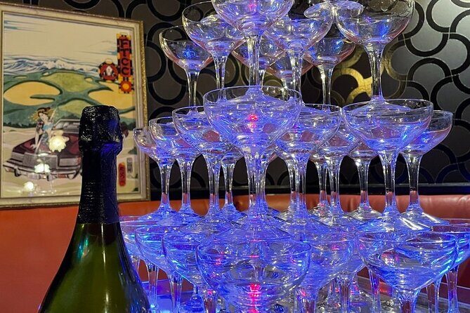 Invitation-Only Bar Hopping with 1M Followers Gourmet Influencer - A Night in Tokyo Like No Other