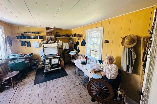 IONA The Highland Village Museum - Introduction to the Highland Village Museum Tour