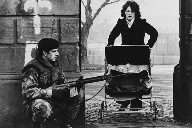 IRA Troubles Conflict Private Tour Museum Graves Murals and Political Analysis - Analyzing the Political Murals