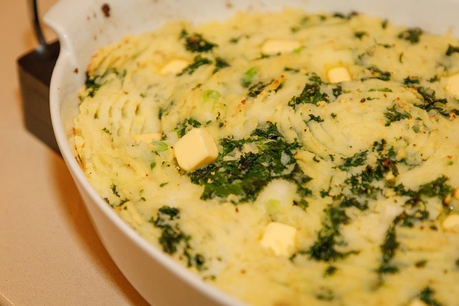Irish Craic & Cuisine: Cooking Class & Dinner in Central Dublin - Location, Meeting Point, and Accessibility Details