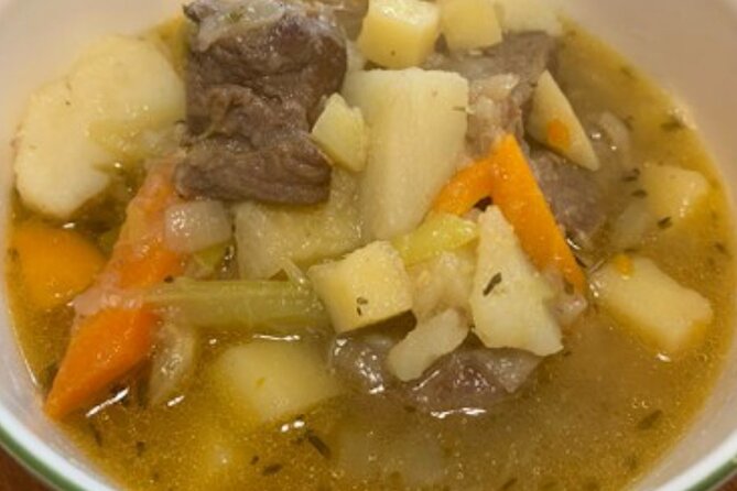 Irish Stew Traditional Recipe With Lunch - Ingredients for a Perfect Irish Stew