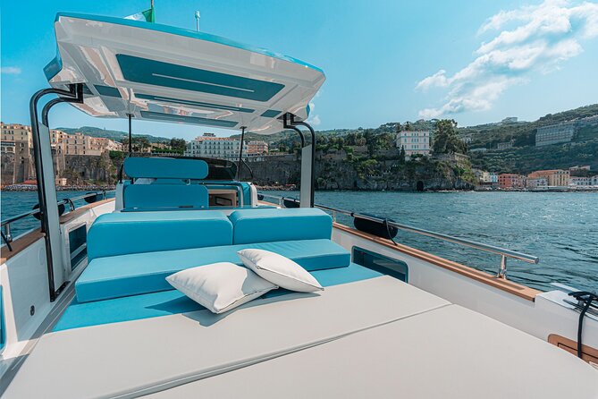 Ischia and Procida Private Yacht Tour from Sorrento - The Return Journey and Final Touches