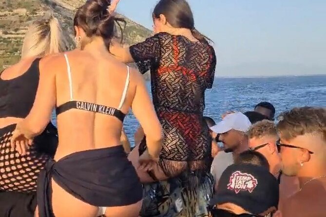 Ischia Island Excursion With the Rocca Corsa Motor Yacht - Unique Features of Ischia Island