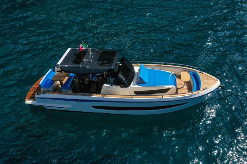 Ischia: Private Boat Tour on board of a luxury boat - Exploring Ischia: Land and Sea