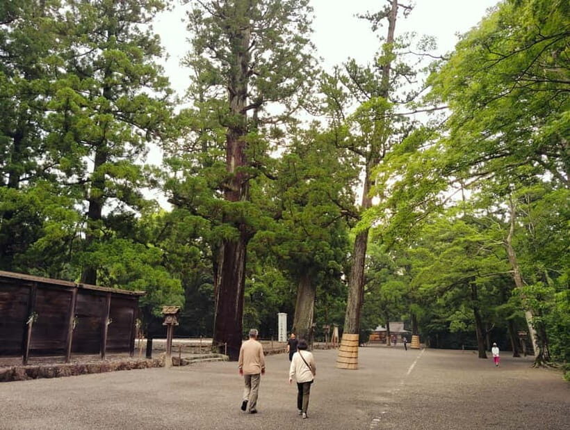 Ise: Full-Day Guided Tour of Shrines and Oharaimachi - FAQs
