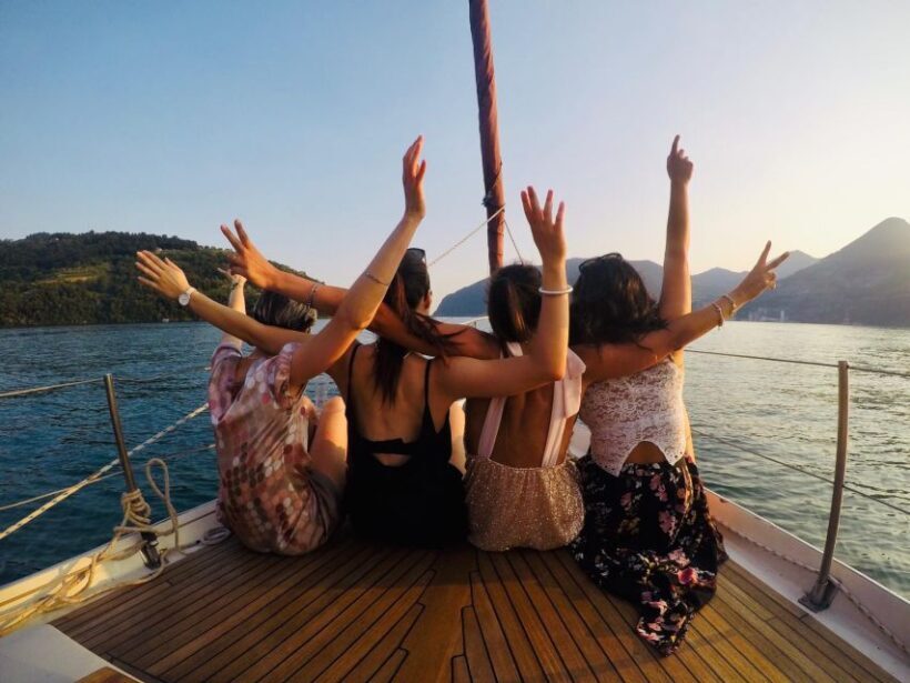 Iseo Lake: tours on a historic sailboat - Key Points