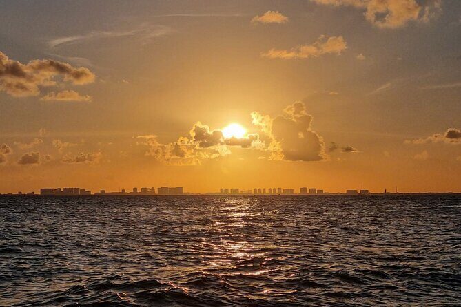 Isla Mujeres, Cancún Private Sunset Trip - Who Should Book This Tour?