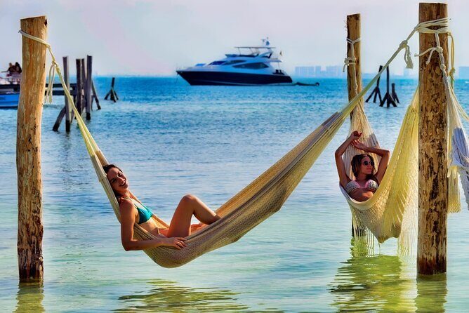 Isla Mujeres Catamaran Sailing Experience with Lunch & Open Bar - An In-Depth Look at the Experience