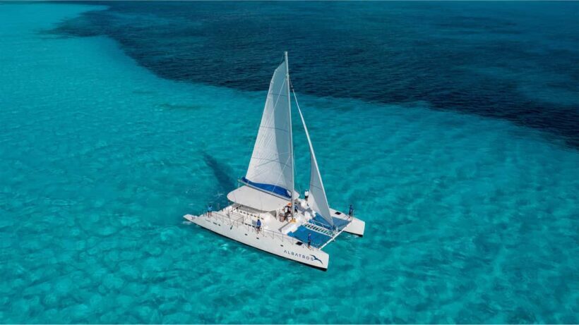 Isla Mujeres Catamaran, Snorkel & Buffet Lunch - Key Points