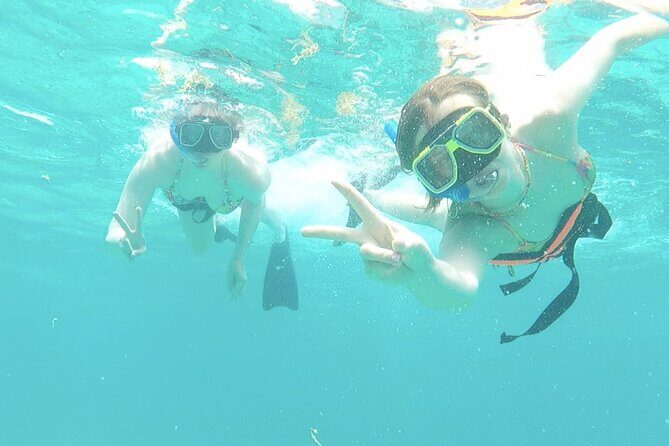 Isla Mujeres Catamaran Tour from Cancun with Snorkel and Open Bar - Who Is This Tour Best For?