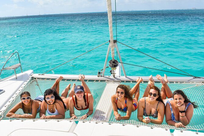 Isla Mujeres Catamaran Tour with Snorkel, Open bar and Transport - FAQ Section