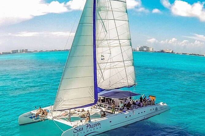 Isla Mujeres Catamaran Tour with Snorkeling and Lunch - An In-Depth Look at the Tour Experience
